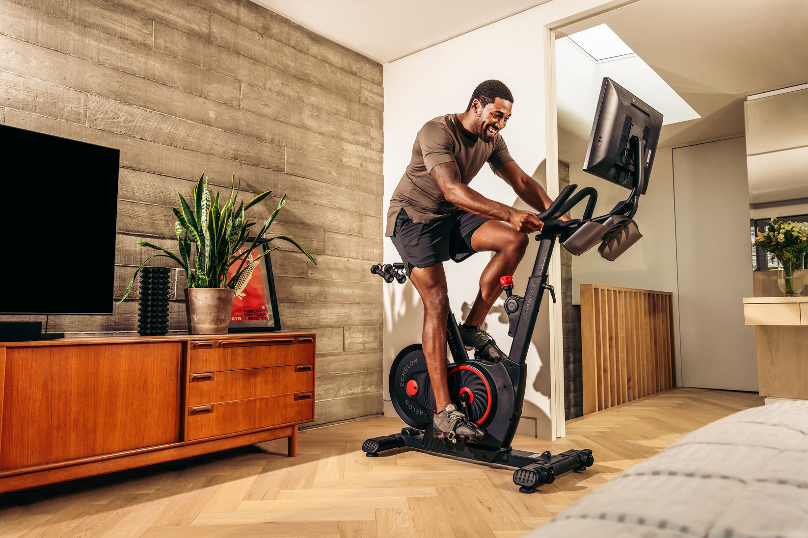 Echelon EX5 Smart Connect Bike – Interactive Fitness